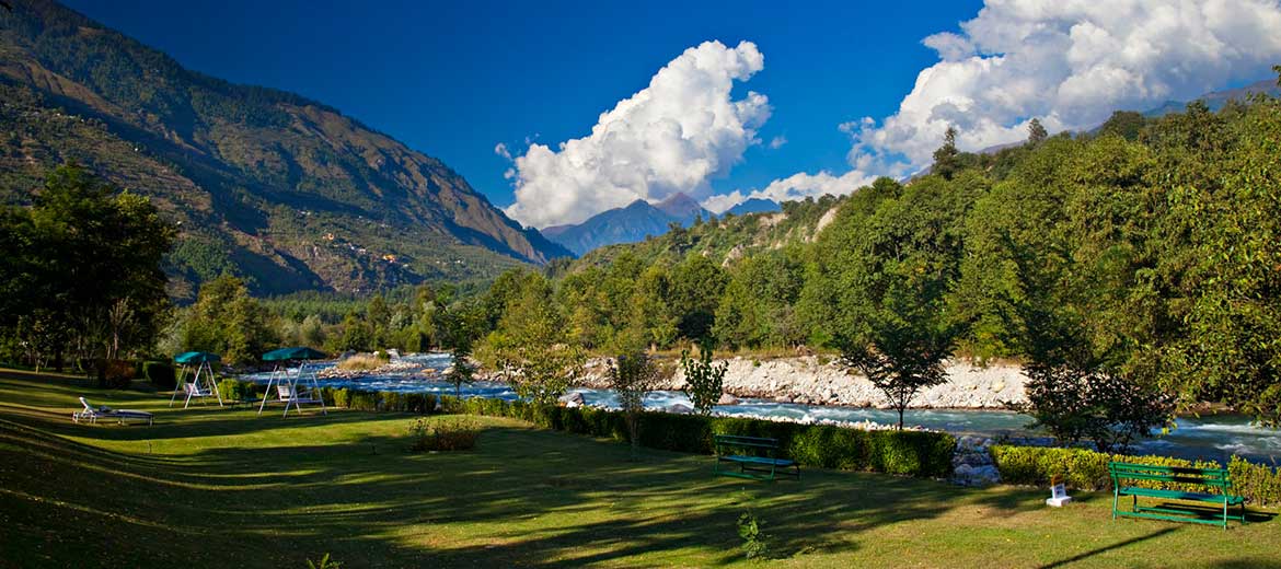 Book 5 Star Deluxe Luxury Hotel in Kullu Manali for Family